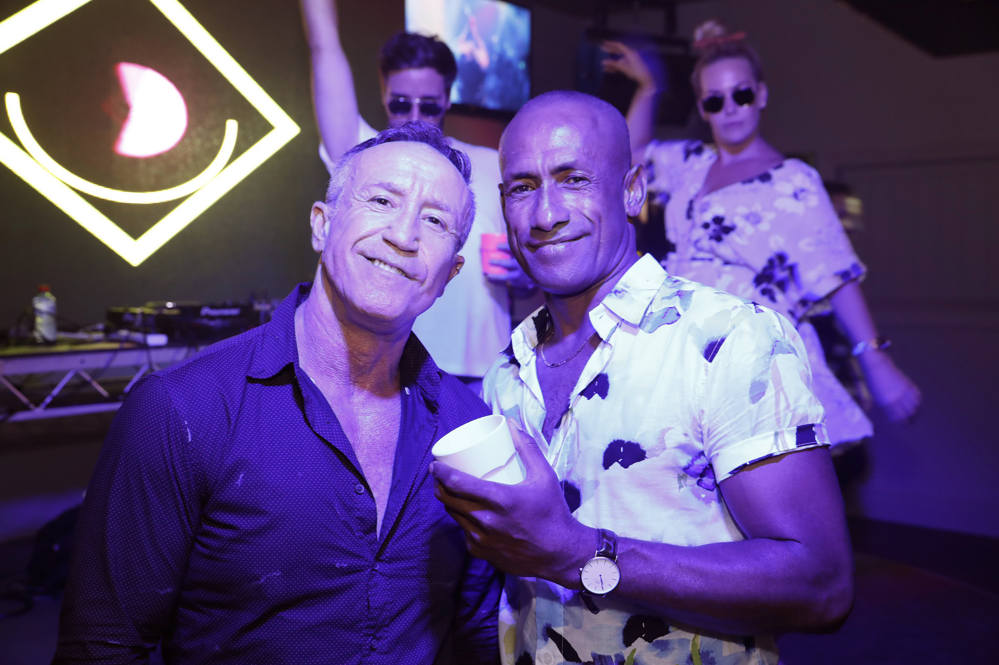 Universal - Star Observer